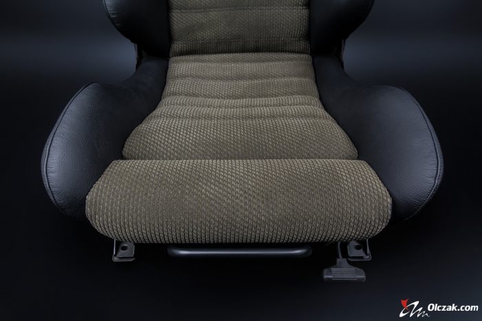 Recaro seats for the BMW E30