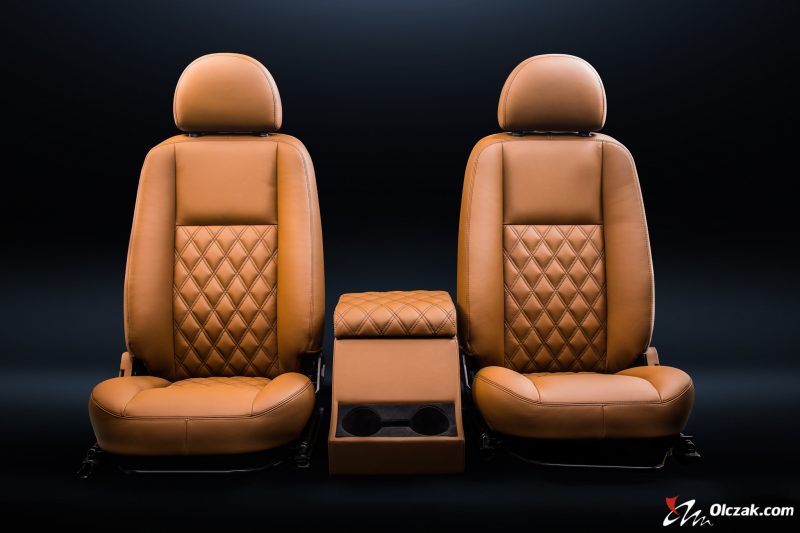 Land Rover seats