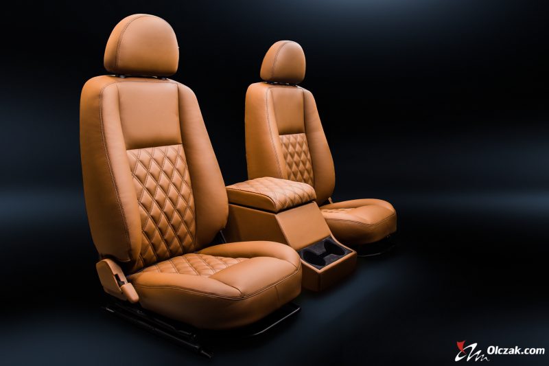 Land Rover seats